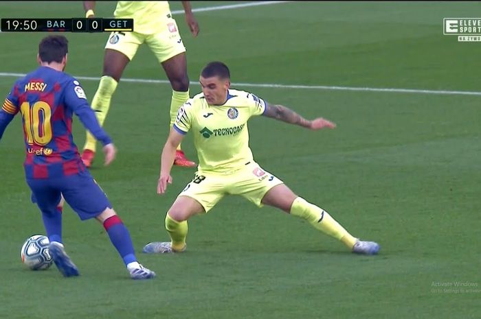 VIDEO - Gocekan Lionel Messi Bikin Pemain Getafe Bertekuk Lutut ...