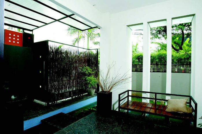 Pesona Partisi dari Material Besi dan Akar-akaran, Unik dan Artistik - iDEA