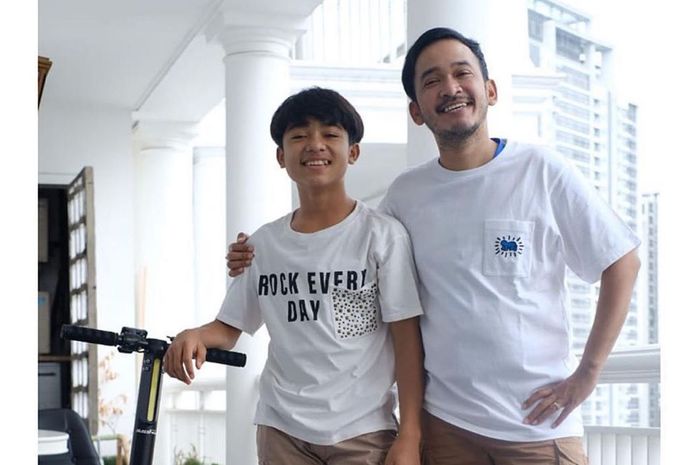 Kerajaan Bisnisnya Makin Besar dan Kini Hidup Bergelimang Harta, Siapa ... Kerajaan Bisnisnya Makin Besar dan Kini Hidup Bergelimang Harta, Siapa ...