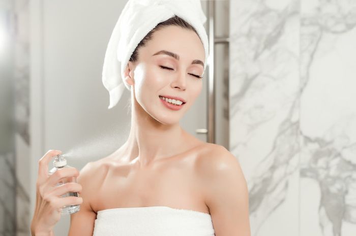 3 Rekomendasi Body Mist Aroma Peach Segar Bikin Kamu Tampil Fresh Harga ...