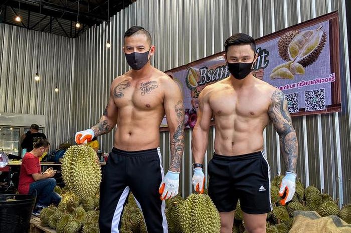 Ditengah Pandemi Virus Corona, Toko Durian ini Tetap Laris Manis Setiap Harinya, Ternyata ...