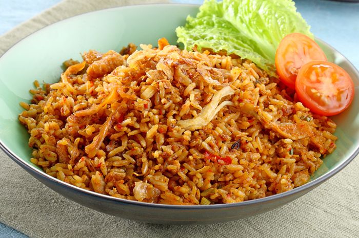 Ternyata Ini Alasan Kenapa Nasi Goreng Harus Pakai Nasi Benar-benar ... Ternyata Ini Alasan Kenapa Nasi Goreng Harus Pakai Nasi Benar-benar ...