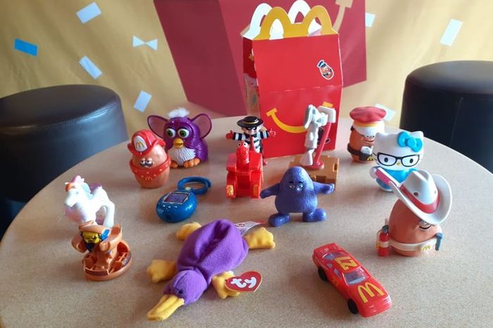 Fantastis! Mainan Happy Meal Jadul Ini Sekarang Harganya Bisa Sampai ...