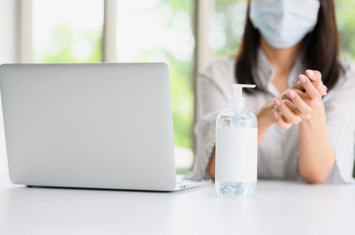 Siap Jalani New Normal di Tengah Pandemi, Ini 5 Benda yang Wajib Dibawa ...