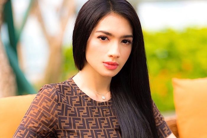 Rahasia Awet Muda ala Angel Karamoy, Bukan Hanya Jaga Pola Makan - Nova