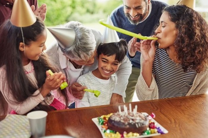 8 Ciri Keluarga Sehat dan Tips Mendapatkannya, Hari Keluarga Nasional ...