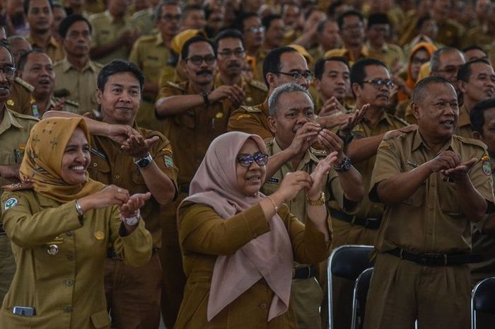Ketok Palu! Aturan Soal Pemecatan PNS Resmi Diubah, Begini Rinciannya ... Ketok Palu! Aturan Soal Pemecatan PNS Resmi Diubah, Begini Rinciannya ...