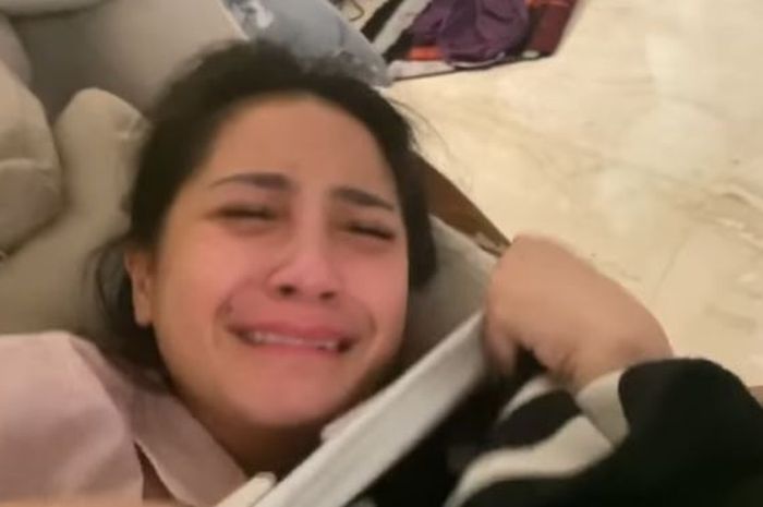Hidup Bergelimang Harta, Nagita Slavina Nangis Histeris karena Kelakuan ... Hidup Bergelimang Harta, Nagita Slavina Nangis Histeris karena Kelakuan ...