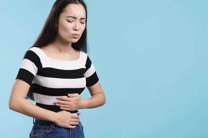 Perut Begah Bikin Ganggu Aktivitas Setelah Makan Kenyang? Ini Cara ...