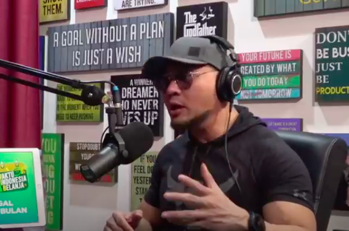 Video Podcast Terbaru Deddy Corbuzier Tiba-tiba Hilang, Netizen yang ... Video Podcast Terbaru Deddy Corbuzier Tiba-tiba Hilang, Netizen yang ...