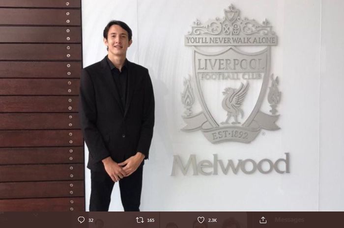 RESMI - Liverpool Datangkan Kiper 17 Tahun Rekomendasi Alisson Becker ...