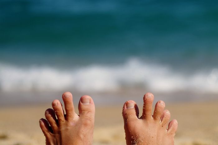 Sering Diabaikan, 10 Tanda di Kaki Ini Bisa Jadi Penunjuk Adanya ...