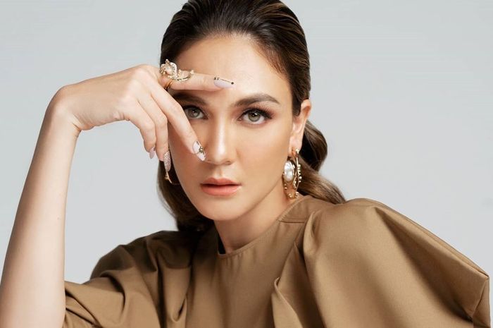 Bikin para Wanita Menjerit Histeris, Dua Kakak Luna Maya Ternyata Bikin ... Bikin para Wanita Menjerit Histeris, Dua Kakak Luna Maya Ternyata Bikin ...