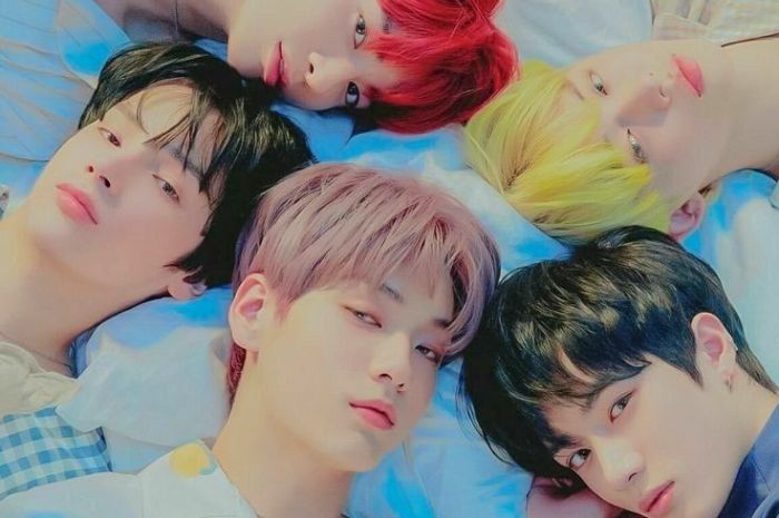 Kudu Pakai Crop Top untuk Comeback, Anggota TXT Ungkapkan Perasaan ...