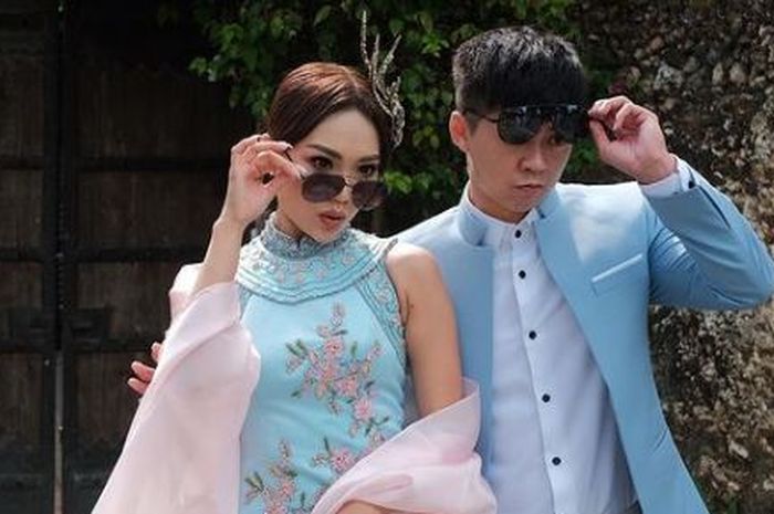 Steffy Eks Cherrybelle Bagikan Video Adegan Ranjang dengan Suaminya ...