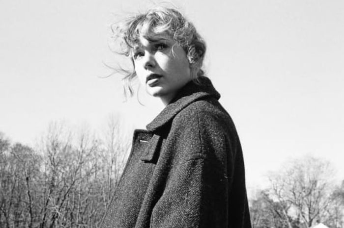 Taylor Swift Kembali Rilis Album Kejutan Evermore, Sekuel dari Folklore? Taylor Swift Kembali Rilis Album Kejutan Evermore, Sekuel dari Folklore?