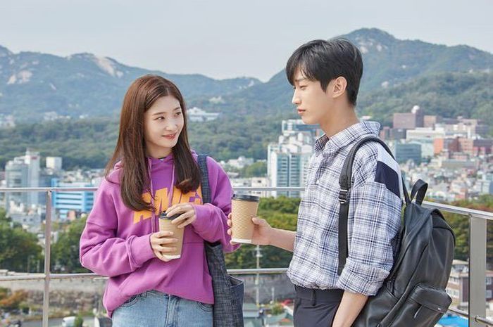 Obrolan Anti Garing! Ini Tips Chat dengan Gebetan Agar Bertahan Lama ...