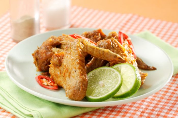 Resep Sayap Ayam Rempah Enak Ini Wajib Dibuat Dalam Jumlah yang Banyak ...