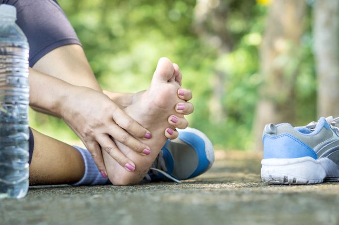 Bisa Redakan Sakit, Ini Daftar Pertolongan Pertama untuk Kram Kaki ...