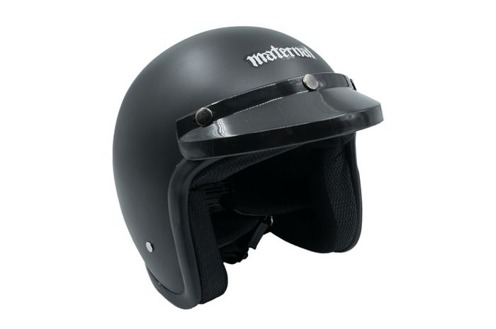 5 Rekomendasi Helm Brand Lokal Warna Hitam dengan Harga 300 Ribuan - Hai