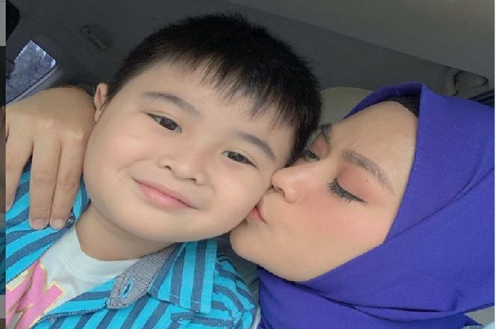 Ramai Perseteruan Istri Daus Mini yang Minta Tes DNA Ichal, Yunita ...