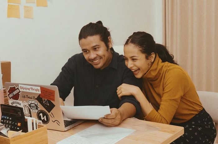 4 Potret Publik Figur yang Mewujudkan Mimpinya dengan Sosok Idolanya ... 4 Potret Publik Figur yang Mewujudkan Mimpinya dengan Sosok Idolanya ...