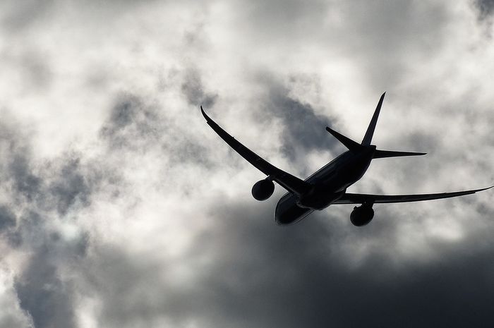 Mengenal Awan Cumulonimbus, Awan yang Dihindari Pilot dalam Dunia ...