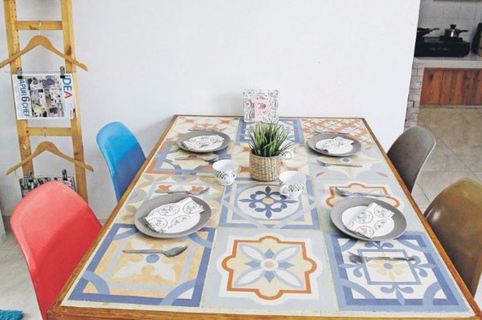 Kenali Beda Ubin Tegel dan Keramik Motif Tegel, Begini Cara Merawatnya ...