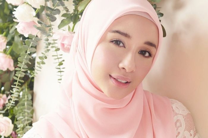 3 Inspirasi OOTD Warna Pastel ala Laudya Cynthia Bella, Bikin ...