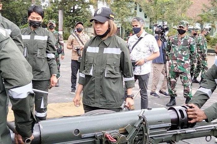 Profil Lengkap Serda Maria, Prajurit TNI AD Wanita Asli Papua yang Jago ...