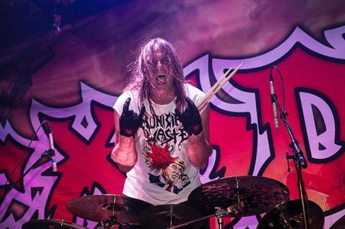 Drummer Exodus Tom Hunting Didiagnosis Kanker, Siap untuk Bertarung! - Hai