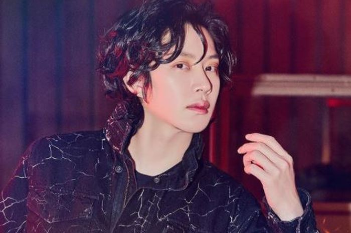 Hee Chul 'Super Junior' Memilih Rokok Sebagai Penyesalan Terbesar dalam ...