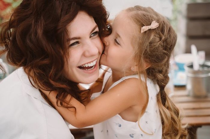 Stigma Masyarakat Soal Single Parent Terkadang Masih Ada, Begini Cara ...