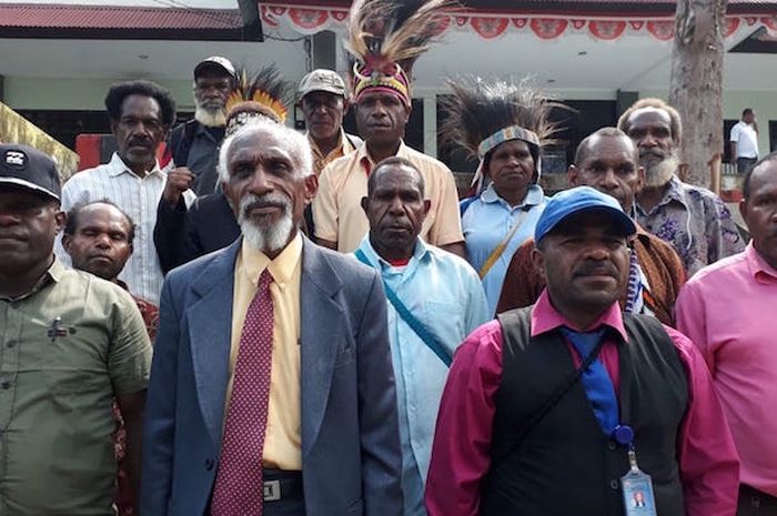 Benny Wenda Ngotot Bentuk Kabinet, Pimpinan Separatis NRFPB di Papua ...