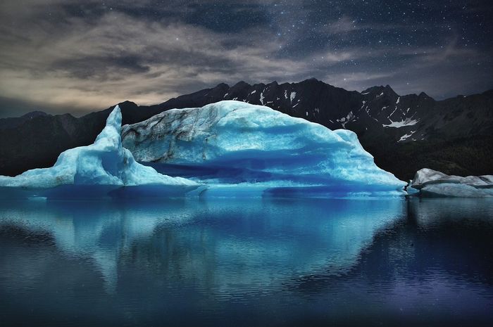 Gunung Es Terbesar yang Ada di Dunia Pecah dan Hanyut ke Laut, Apa ...