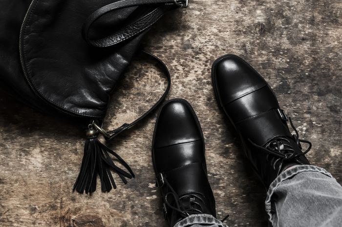 Mudah! Begini Caranya Merawat Tas dan Sepatu Kulit di Rumah, Apa Saja ...