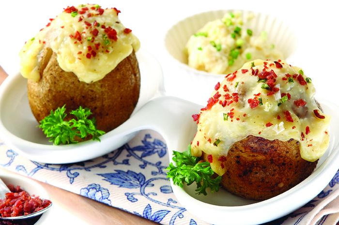 Resep Kentang Panggang Isi Daging, Cocok Buat Camilan dan Bekal - Bobo