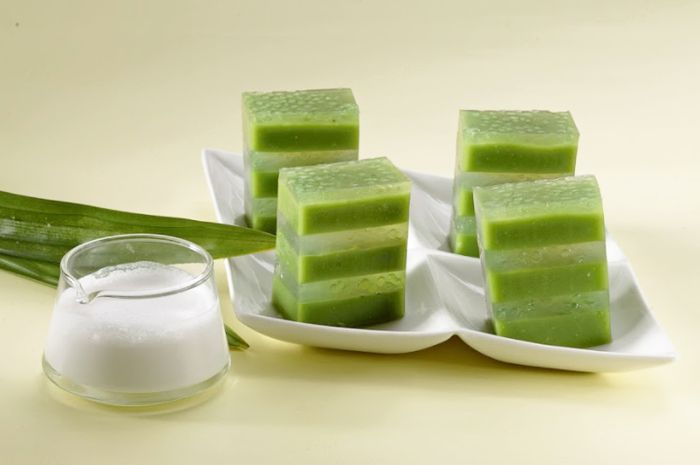Resep Puding Pandan Lapis Enak, Dessert Lembut yang Bisa Manjakan Lidah ...