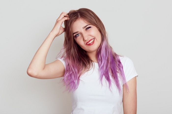 5 Penyebab Kulit Kepala Gatal Menurut Dokter Kulit, Bisa Jadi Tanda ...