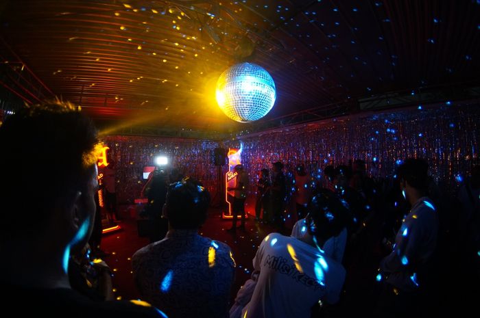 Apa Itu Musik Dansa Disko, Bagaimana Asal Mula Terbentuknya? - National ...