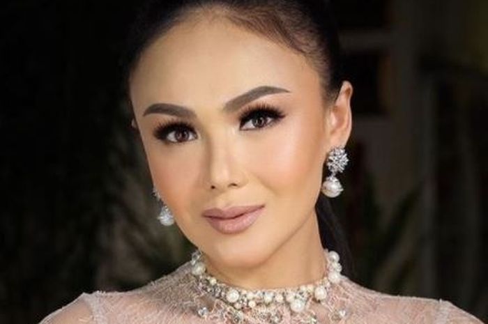 Yuni Shara Sempat Buka Luka Lama Pernikahannya dengan Raymond Manthey ...