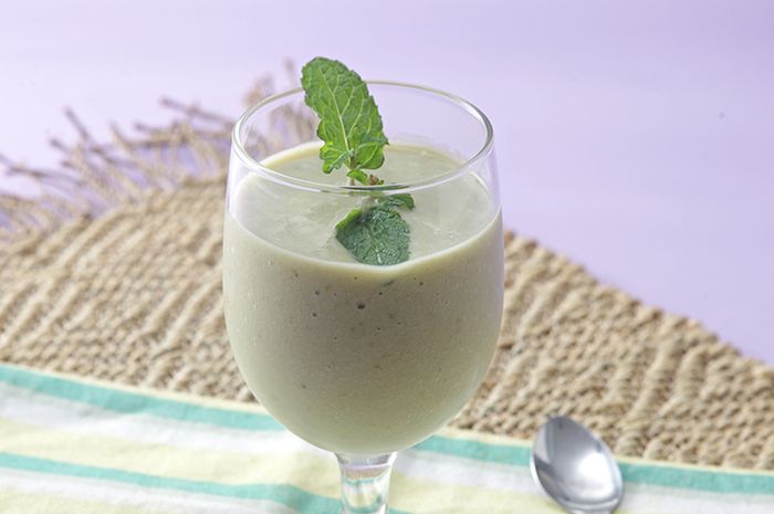 Resep Creamy Avocado Smoothie, Minuman Sehat yang Disajikan Dingin - Kids