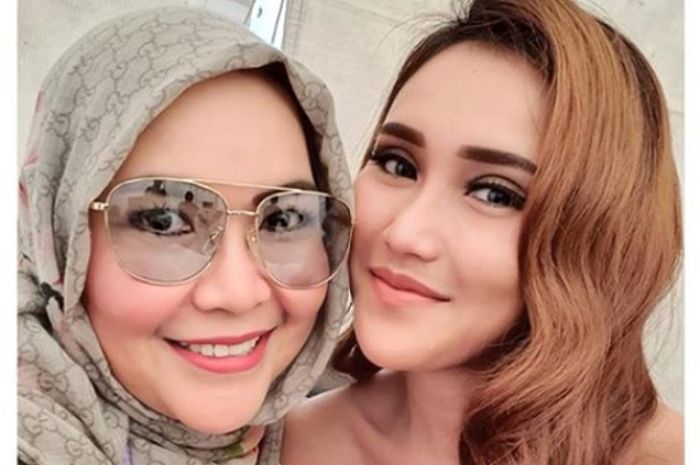 'Cinta Lama Itu,' Pedih Anaknya Nikah Cuma 20 Hari, Umi Kalsum Akhirnya ... 'Cinta Lama Itu,' Pedih Anaknya Nikah Cuma 20 Hari, Umi Kalsum Akhirnya ...