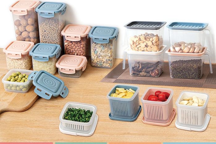 Simak! Ini Cara Menyimpan Makanan ke dalam Storage agar Rapi - Parapuan