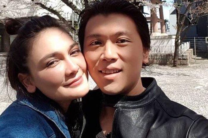 Perkataan Luna Maya Sebelum Putus dengan Suami Syahrini Bagai Firasat, Ucapan Luna untuk Reino ...