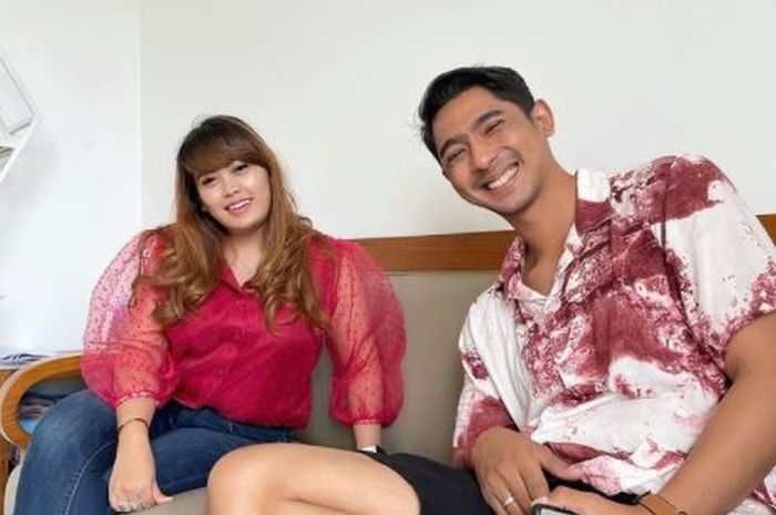 Mengintip Cara Investasi Arya Saloka, Membuka Bisnis Minuman Bersama ...