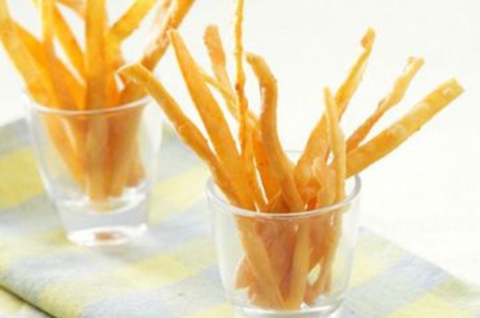 Jadi Rahasia Supermarket, Begini Cara Membuat Cheese Stick yang Renyah ...