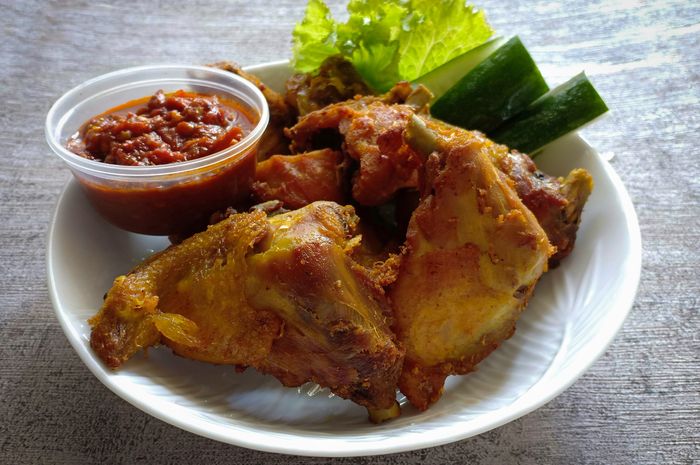 Rekomendasi Ayam Goreng Enak di Jakarta, Pencinta Kuliner Wajib Coba ...