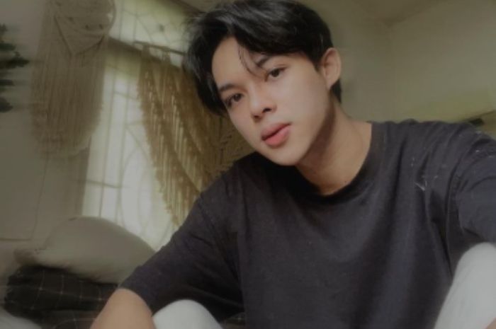 Tetap Santai Jadi Saksi Perjalanan Cinta Rizky Billar yang Dulu Disebut ...