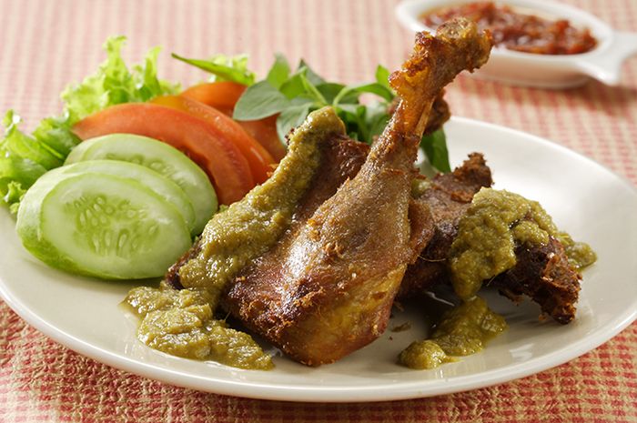 Resep Bebek Goreng Surabaya, Inovasi Menu Nikmat yang Bisa Kita Buat Dengan Mudah - Sajian Sedap
